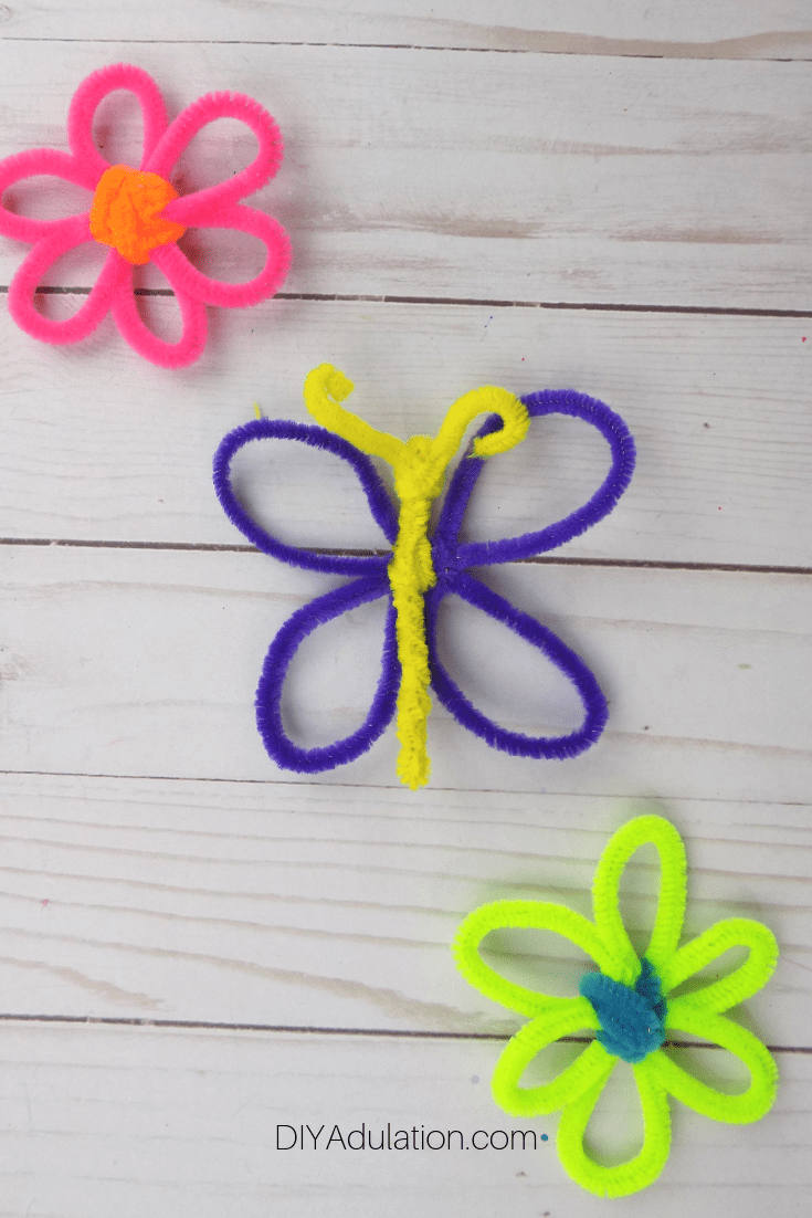 Adorable and Easy Pipe Cleaner Butterfly Craft - DIY Adulation