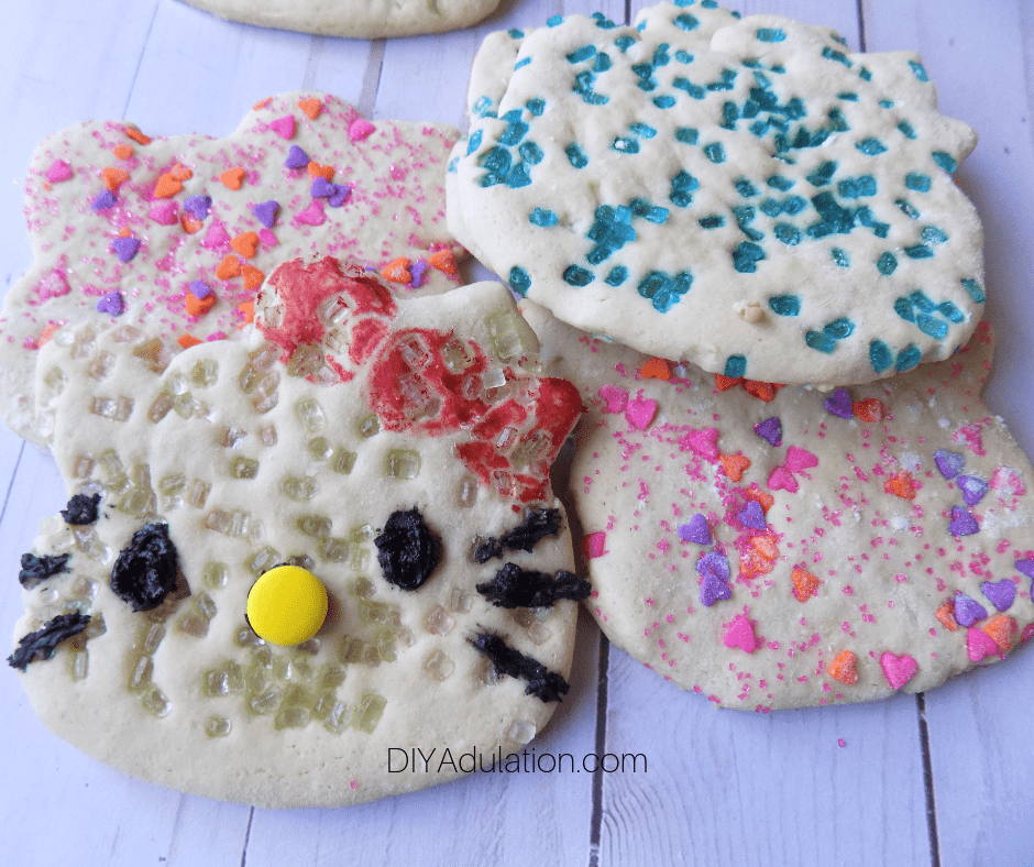 Hello Kitty Sugar Cookies with a DIY Cookie Cutter - DIY Adulation